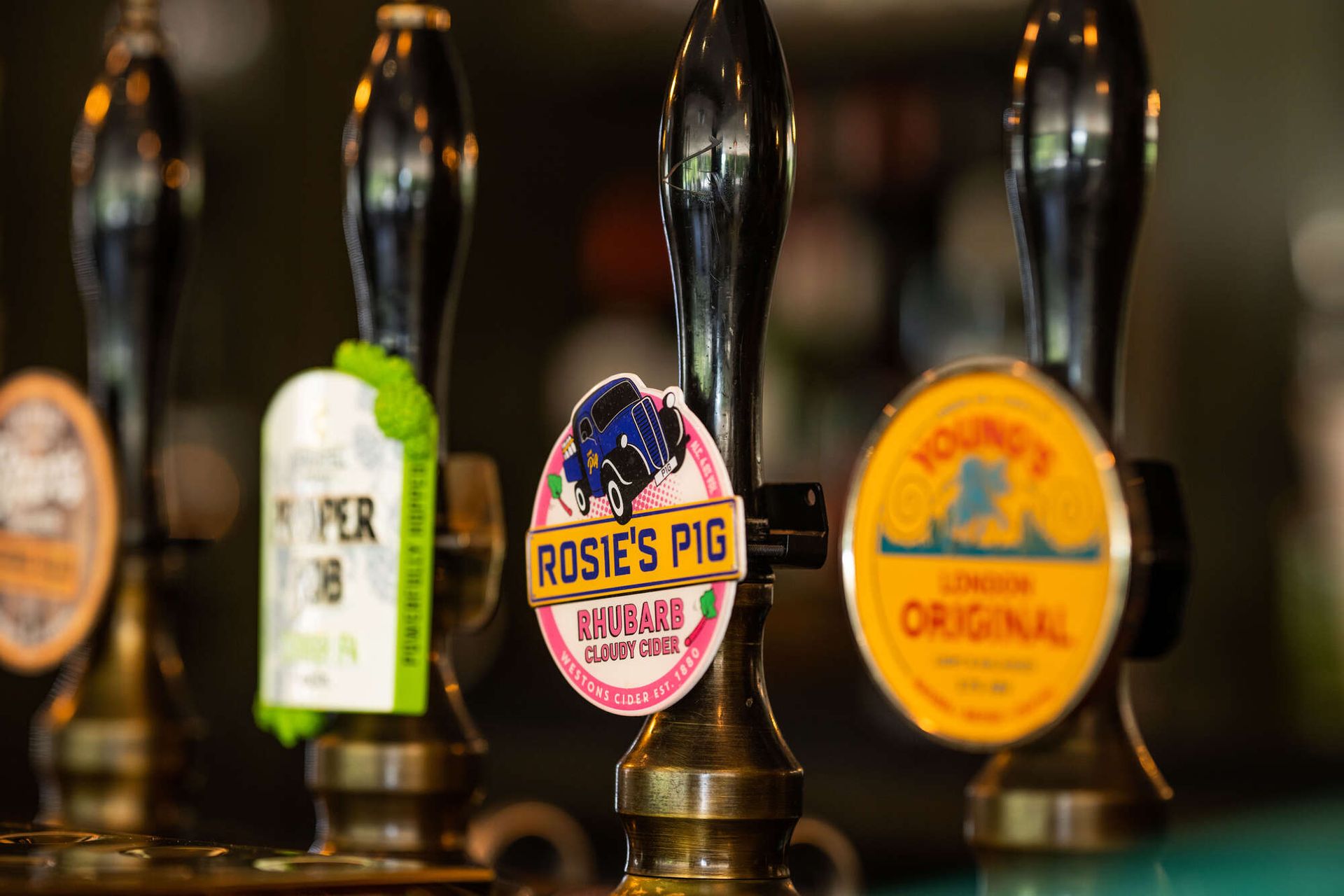 Chequers Inn | pub | Hanham Mill | Young's Pub