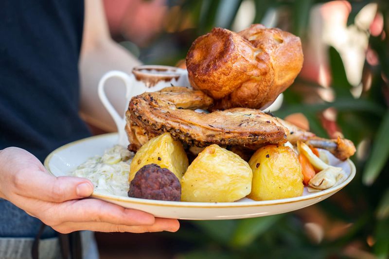 Chequers Inn | pub | Hanham Mill | Young's Pub