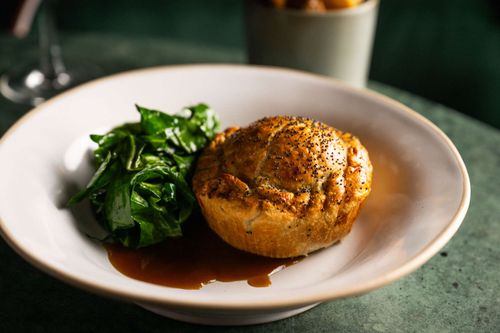 Chequers Inn | pub | Hanham Mill | Young's Pub