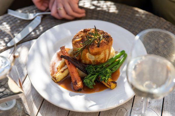 Chequers Inn | pub | Hanham Mill | Young's Pub
